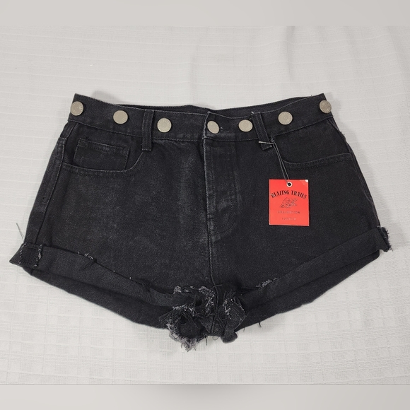 Forever 21 | Shorts | Nwt Forever 2 Blazing Trails Collection Womens ...